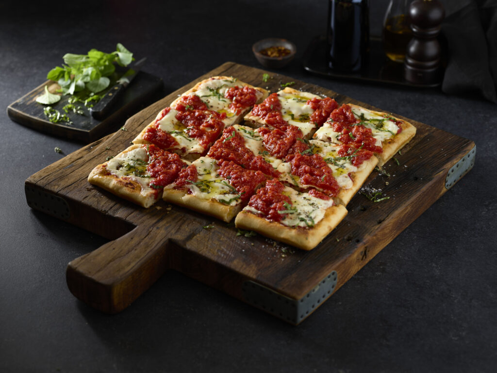 Avorio Fresh Mozzarella Loaf - Grande Cheese